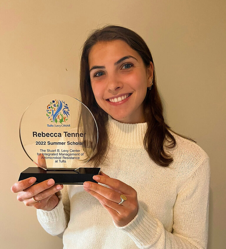 Rebecca Tenner, Inaugural Recipient of the Levy CIMAR's Undergraduate ...